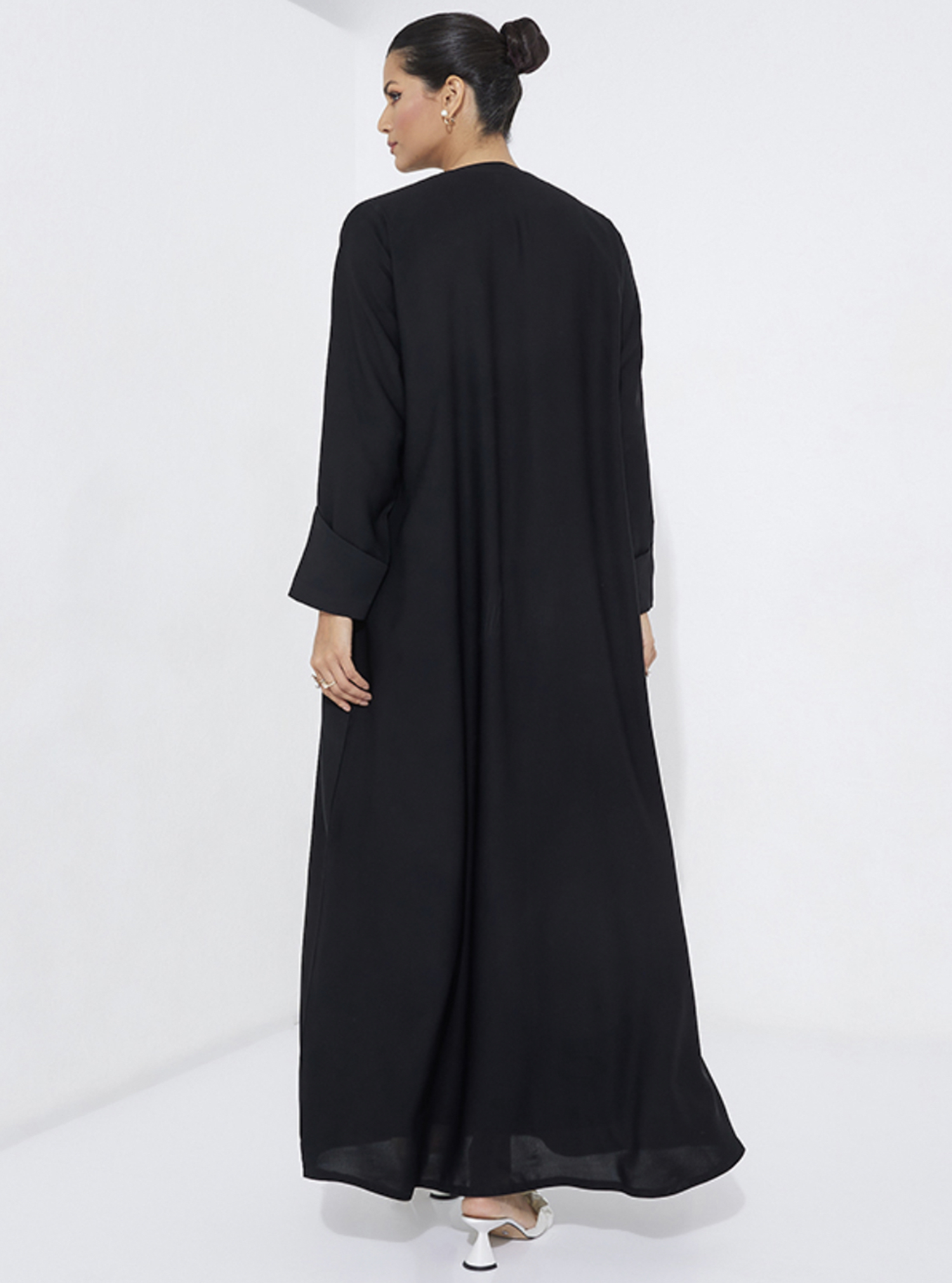 Moon Stones V-neck abaya with moon hand embroidary design Abayas from ...