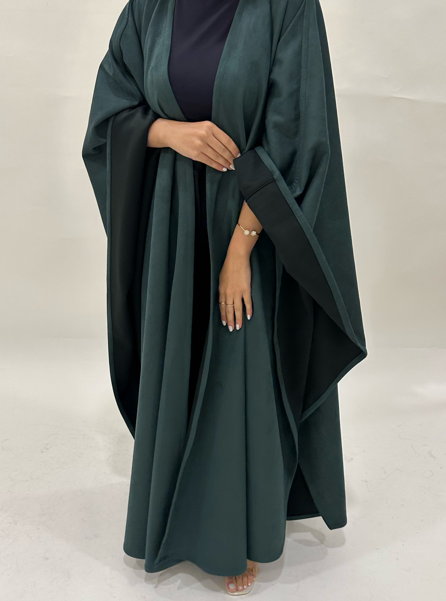 ReversibleShaal Green & Black Double Sided Winter Shamwa Shaal. The ...