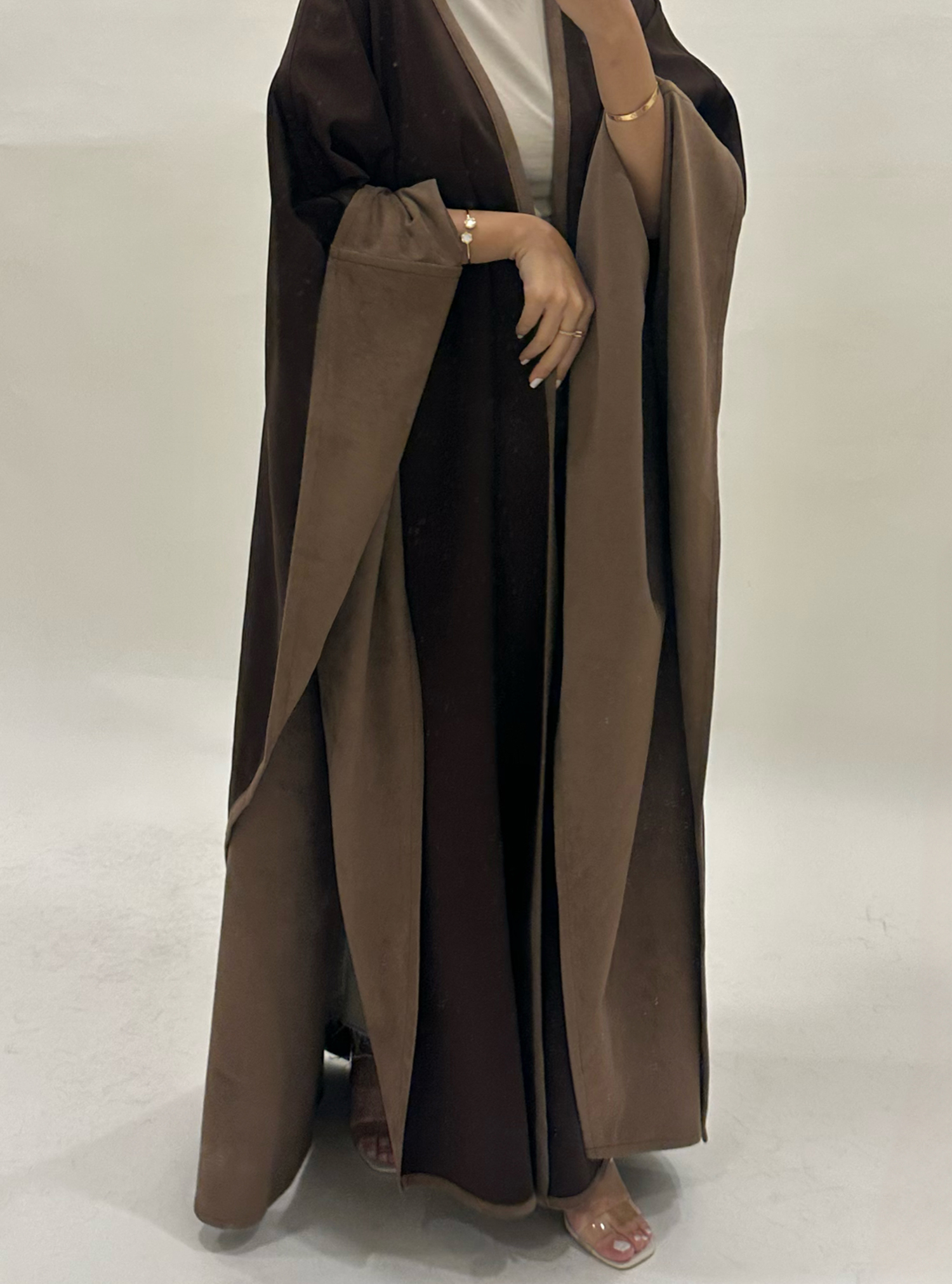 ReversibleShaal Brown Double Sided Winter Shamwa Shaal. The sides of the shaal are opened ...