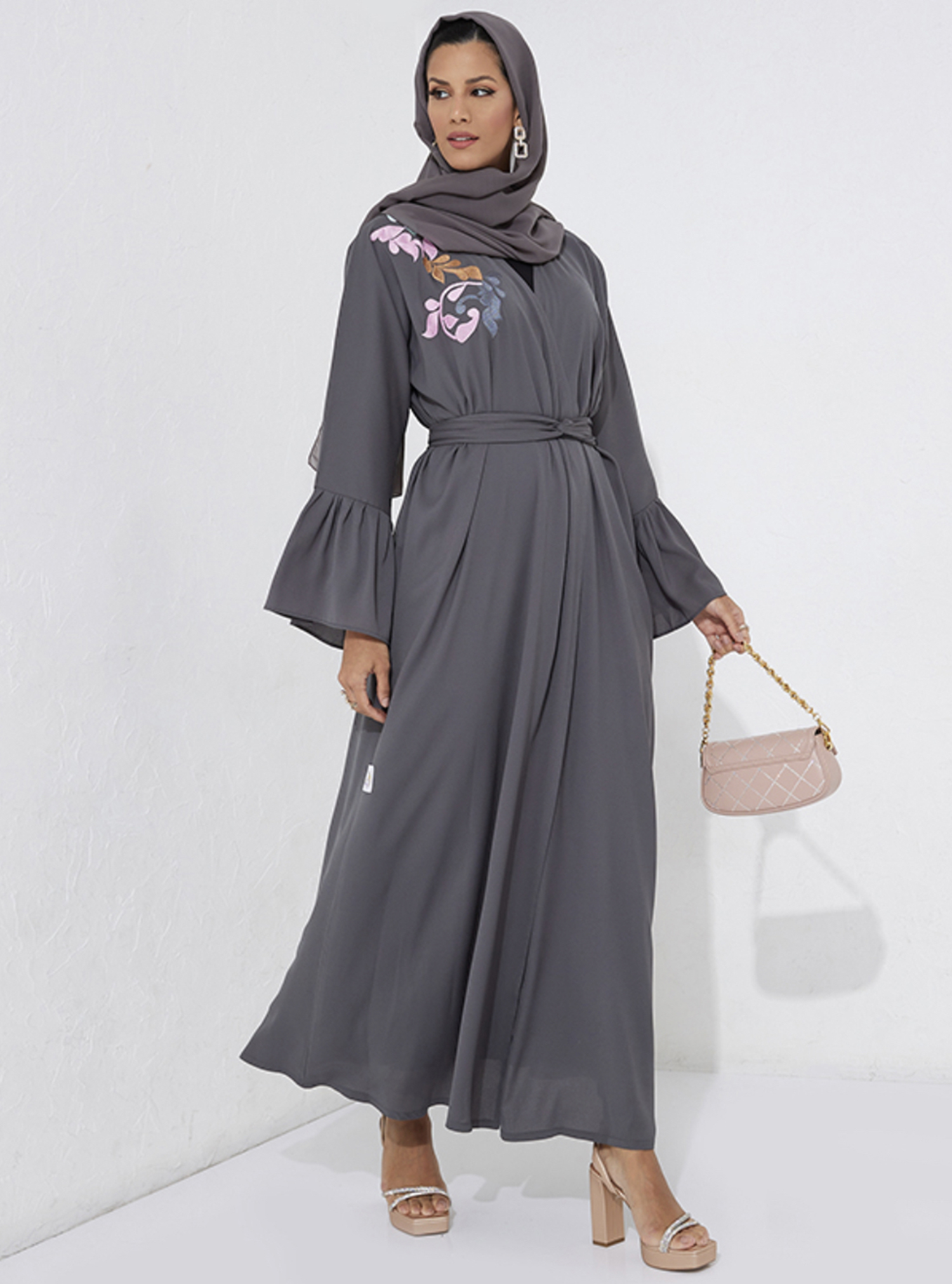Gray Mix-Mitifs Open Abaya with Color mix Stitching Motifs on Shoulder ...