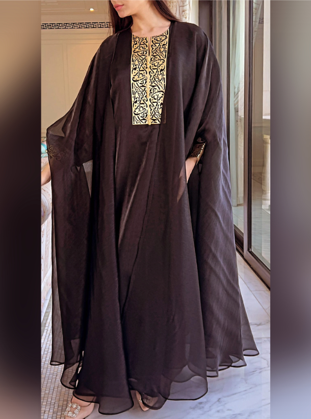 RAJOUA BLACK Elegant Kaftan with cape in silk chiffon. Kaftans from ...