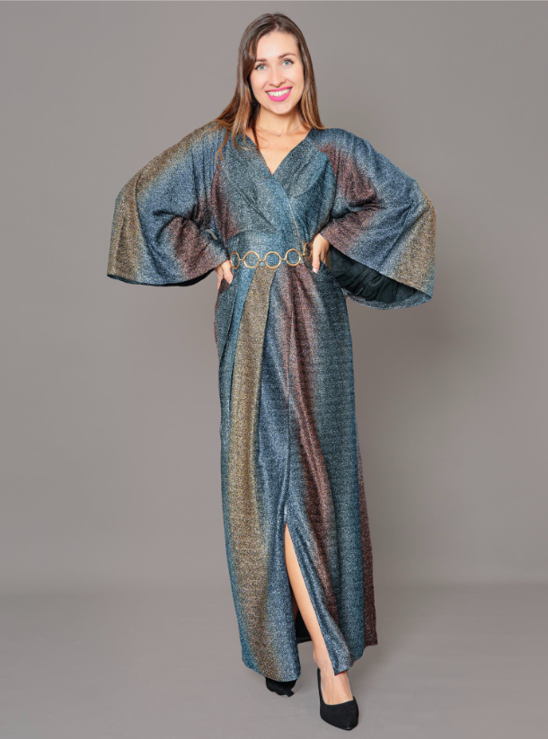 Moonlight dress In this stunning party dress you’ll sparkle like the moon. It’s ideal for any ...