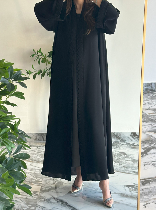 A-76 Abaya Classic abaya crafted in nida with origami floding technique ...