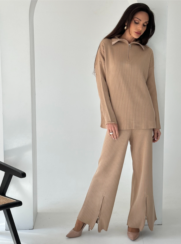 Zipper Rib Set Set of ribbed top and trousers with a front zipper ...