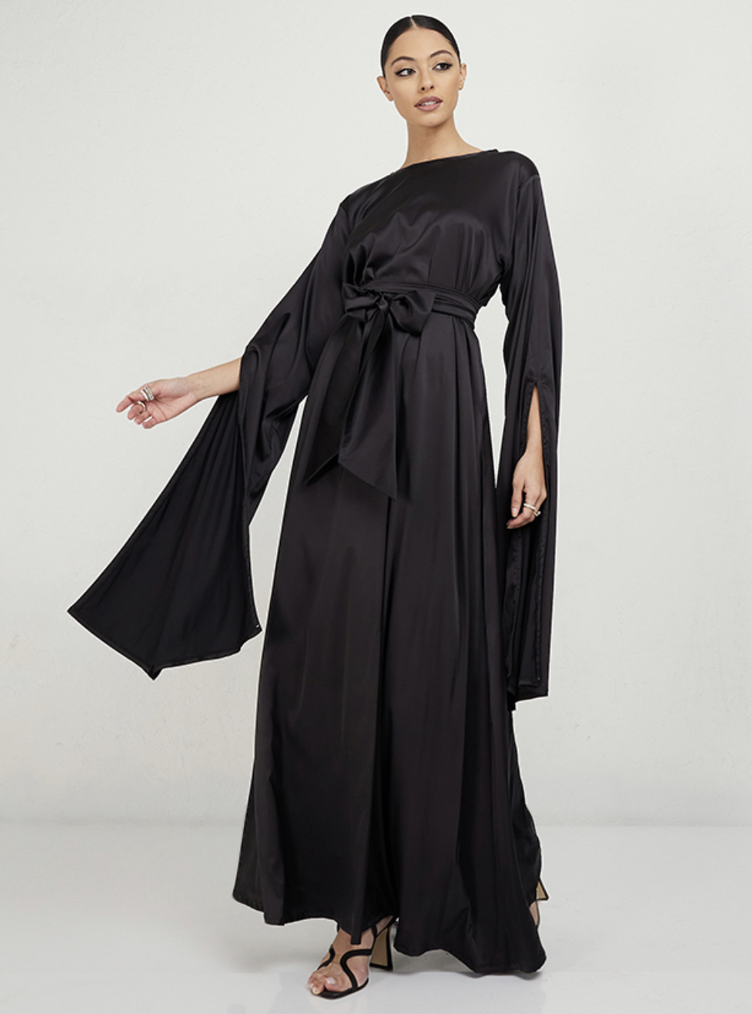 S-long Sleeves Abaya With Satin long Sleeves Design + Blet Abayas from ...