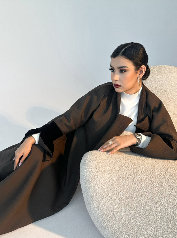 Velvet klosh Winter double klosh abaya in black velvet sleeves Abayas ...