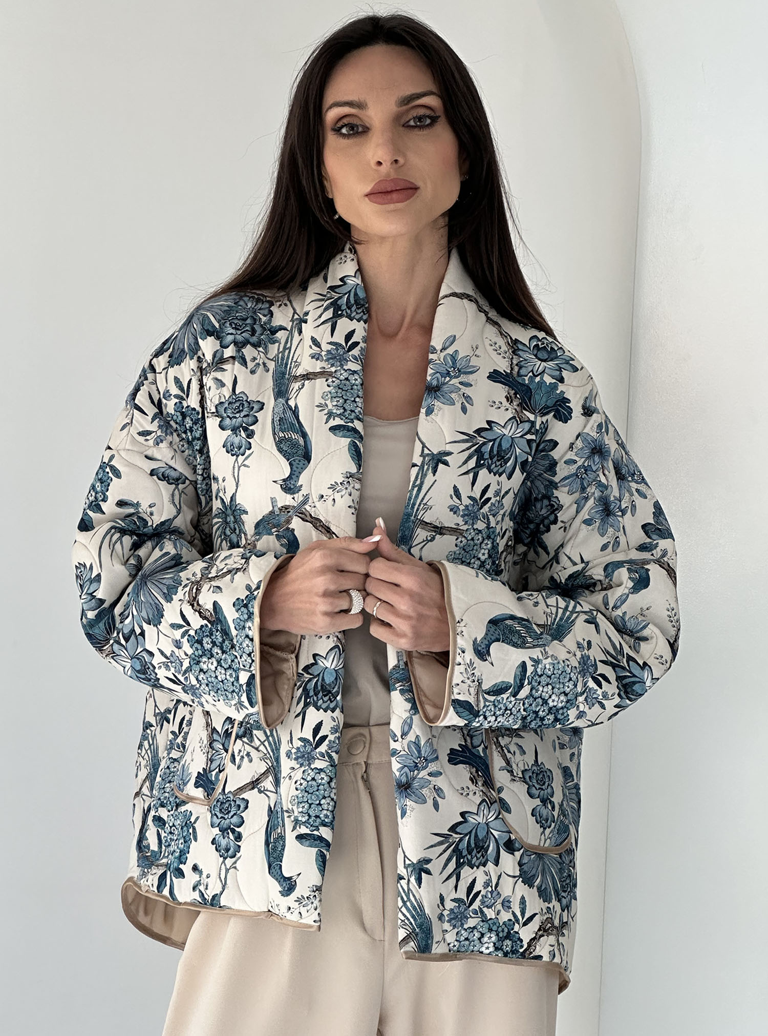 Toile de Jouy Beautiful quilted open jacket with Toile de Jouy print ...