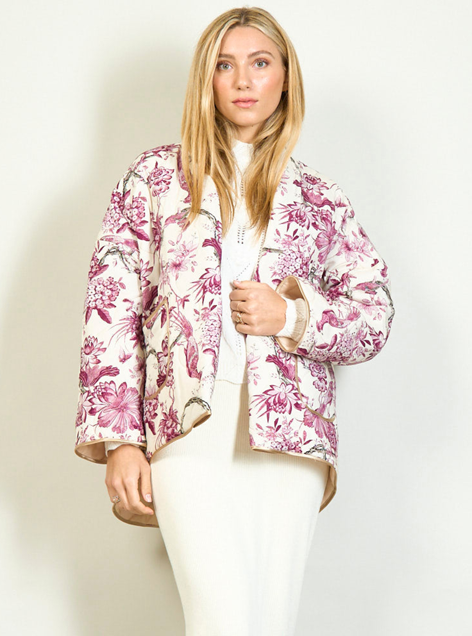 Toile de Jouy Beautiful quilted open jacket with Toile de Jouy print ...