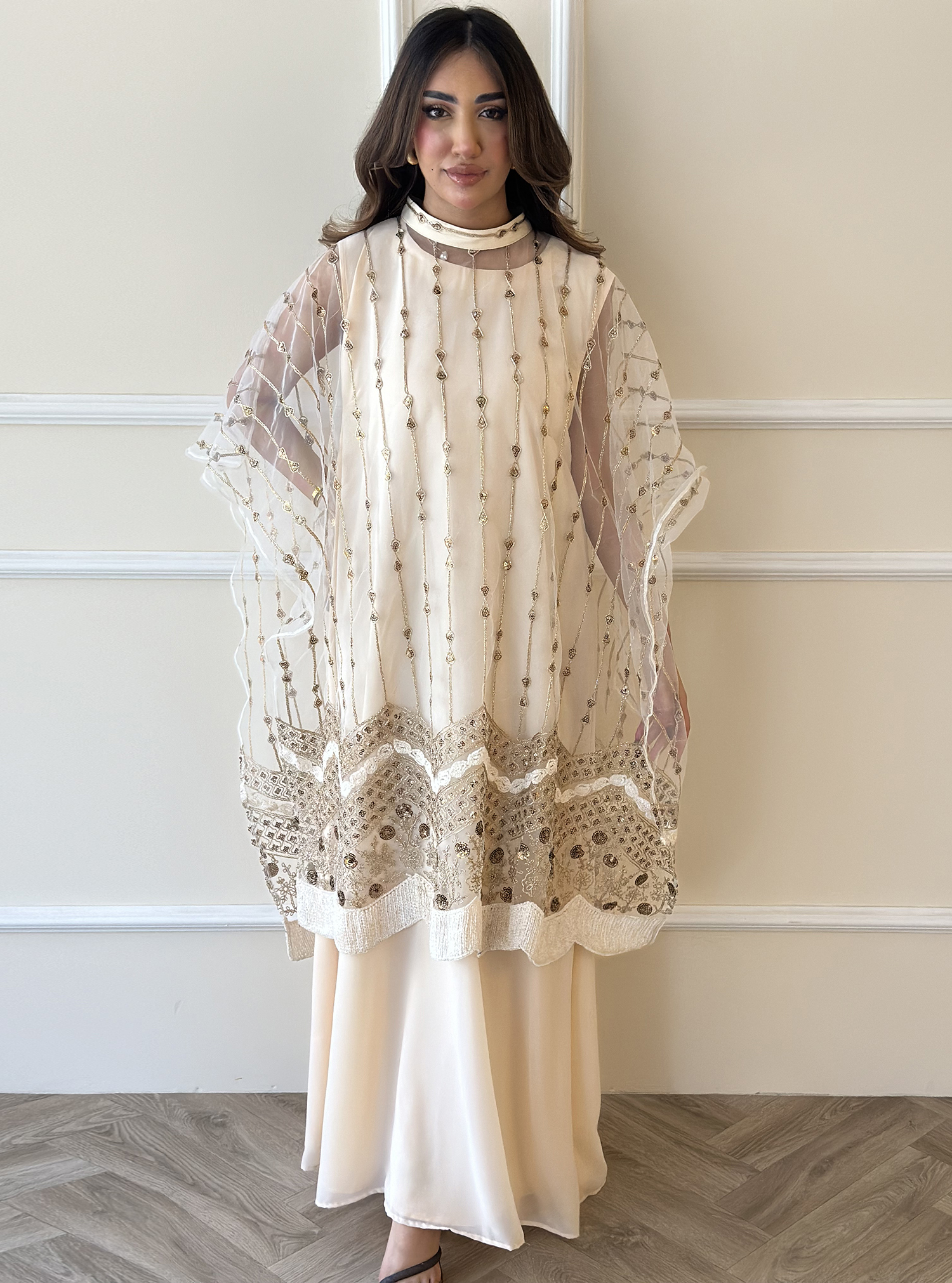 Cream Jalabiya Off white embroidered Jalabya, comes in Two pieces and a ...