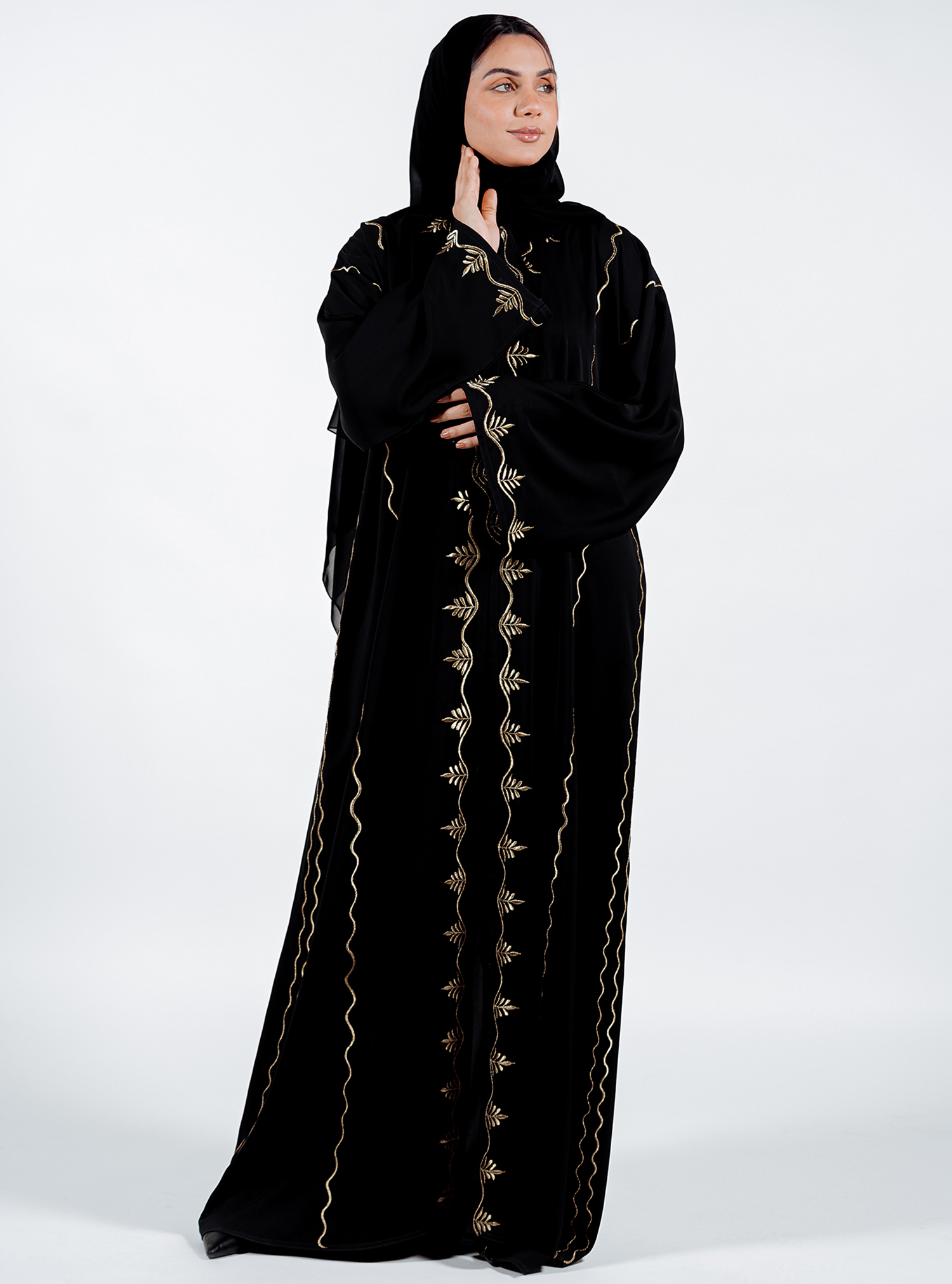 Arabian abaya Golden embroidery in Arabian style makes this abaya ...