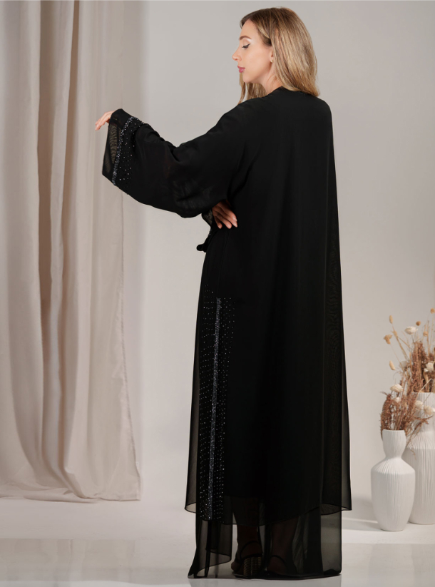 Mid Abaya 009 Abaya with a unique design and matching headscarf. Abayas from Midas Touch ...