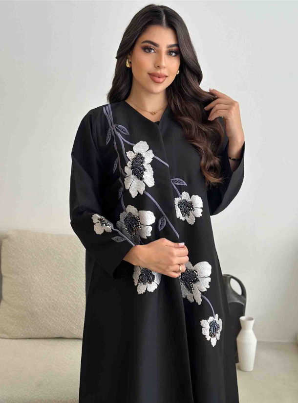 Black rosy A black fua cloth abaya with rosy flower embroidery Abayas ...