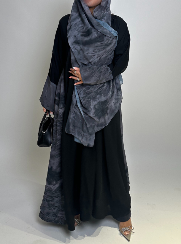 Sm7 Black Abaya With Matching Headscarf from Mlika Design at Boksha