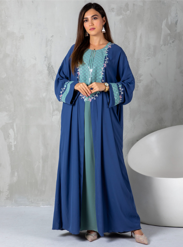 Layer Abaya Creeper Abaya featuring a Simplistic Feminine Cut with ...