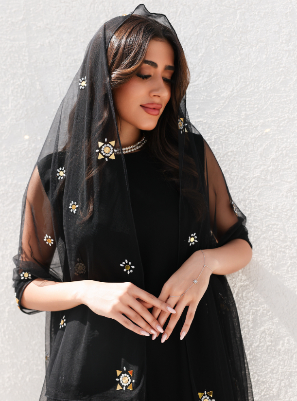 Flower sheila Tule headscarf Gives you a luxurious feel & a beautiful ...