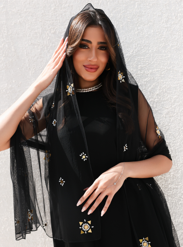 Flower sheila Tule headscarf Gives you a luxurious feel & a beautiful ...