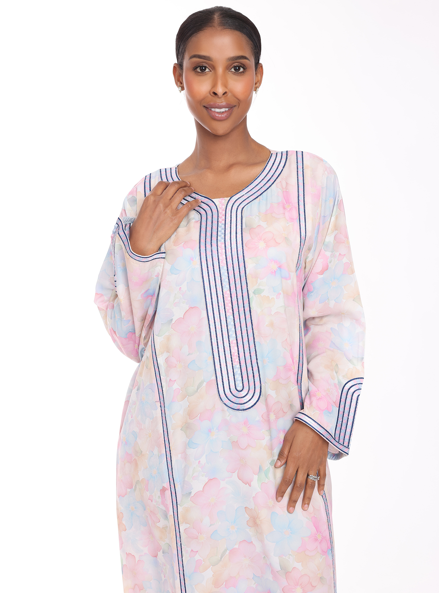 Zahra jalabeya A unique floral design made from a lightweight cotton ...