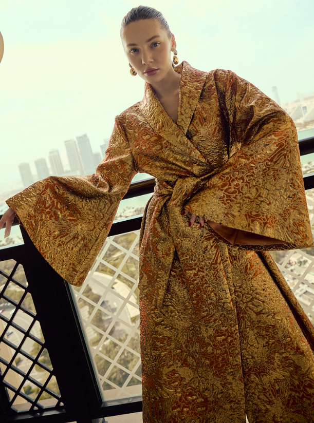 Golden Opulence Golden Opulence Kimono Jacket Abaya thoughtfully ...